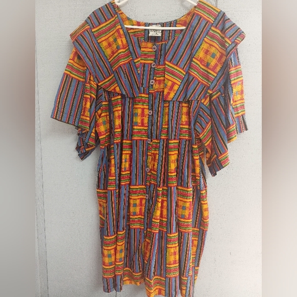 THE AFRICAN VILLAGE | Dresses | The African Village Vintage Dress One ...